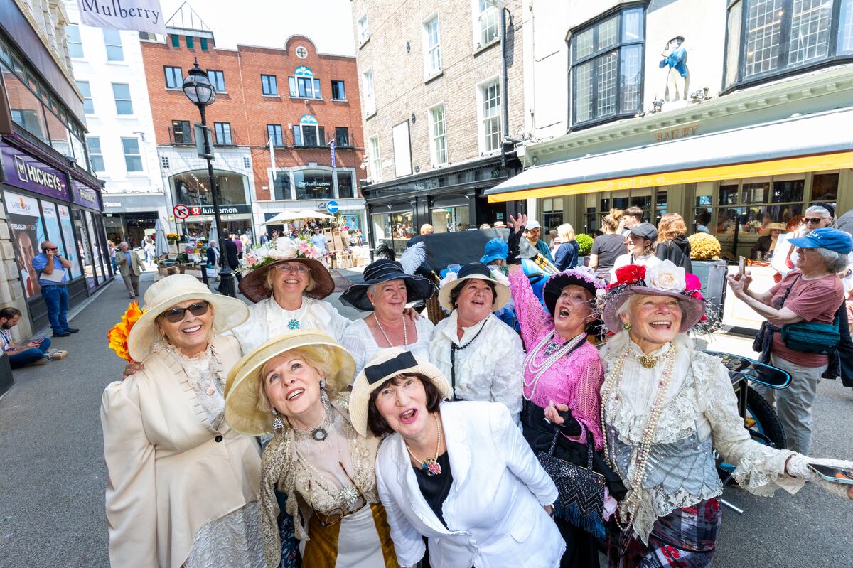 Bloomsday 2025 in pictures: Dublin comes alive for Joycean celebrations ...