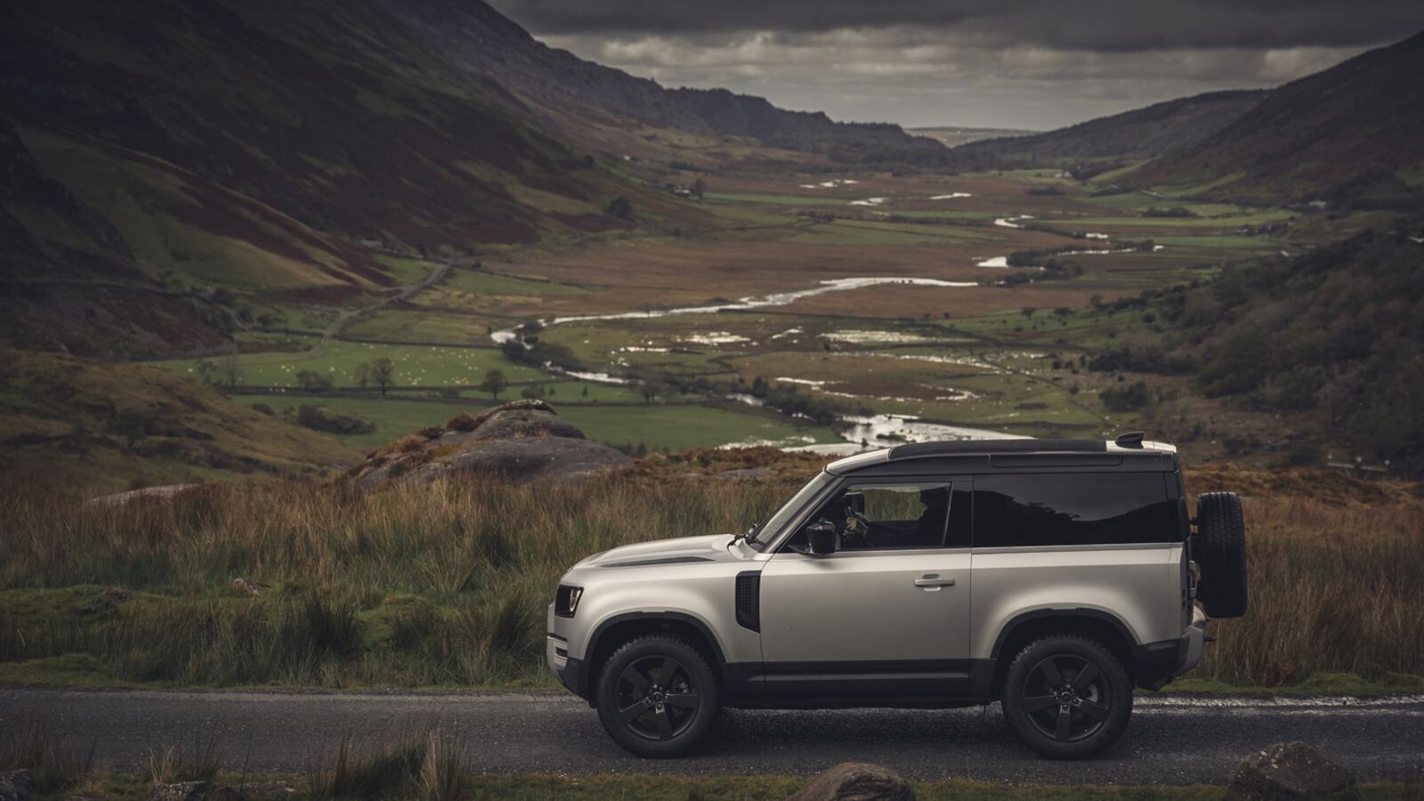 Land Rover Defender 90 has more capabilities than any car on market ...