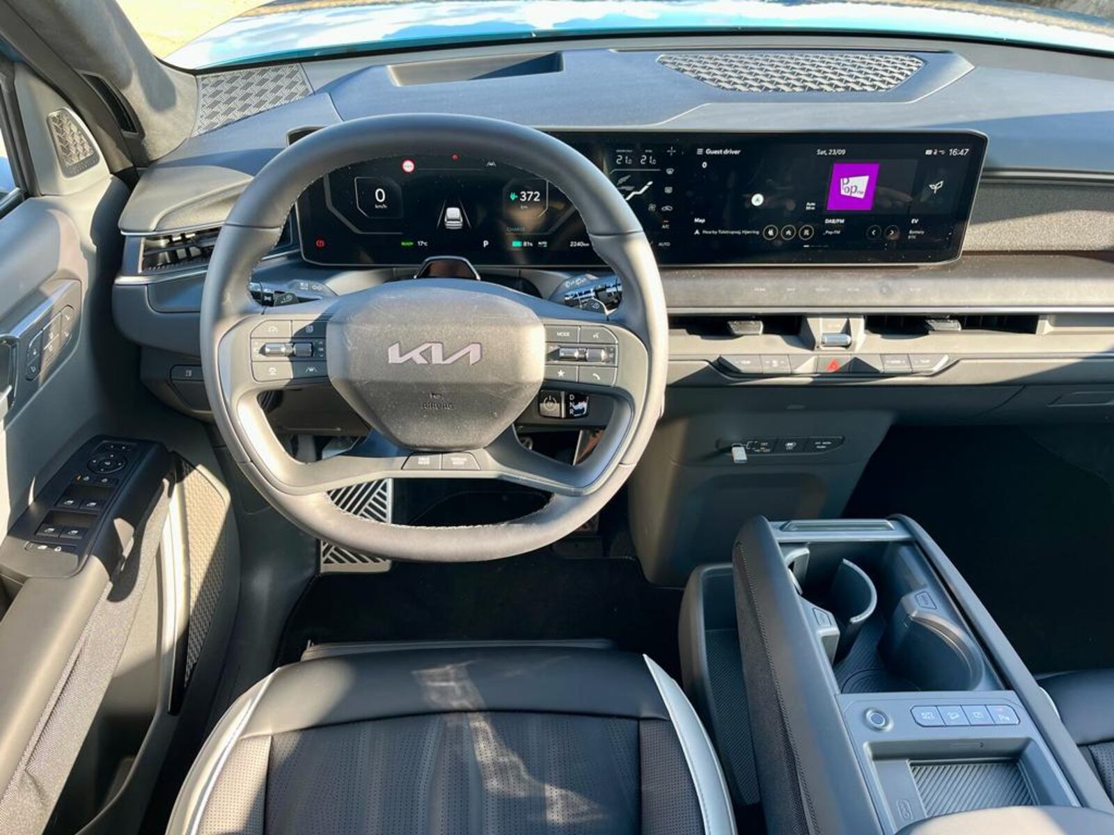 Kia EV9: All-electric seven-seat SUV with Range Rover pretentions – The ...