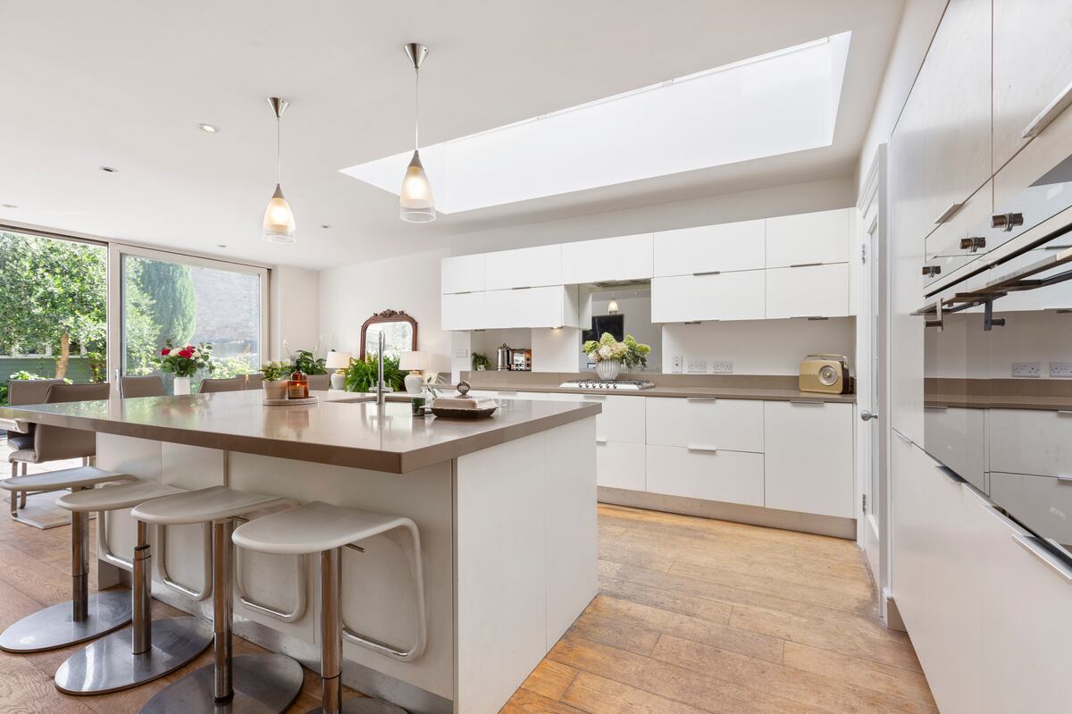 Charming Ranelagh four-bed house a short walk to all amenities for €1 ...
