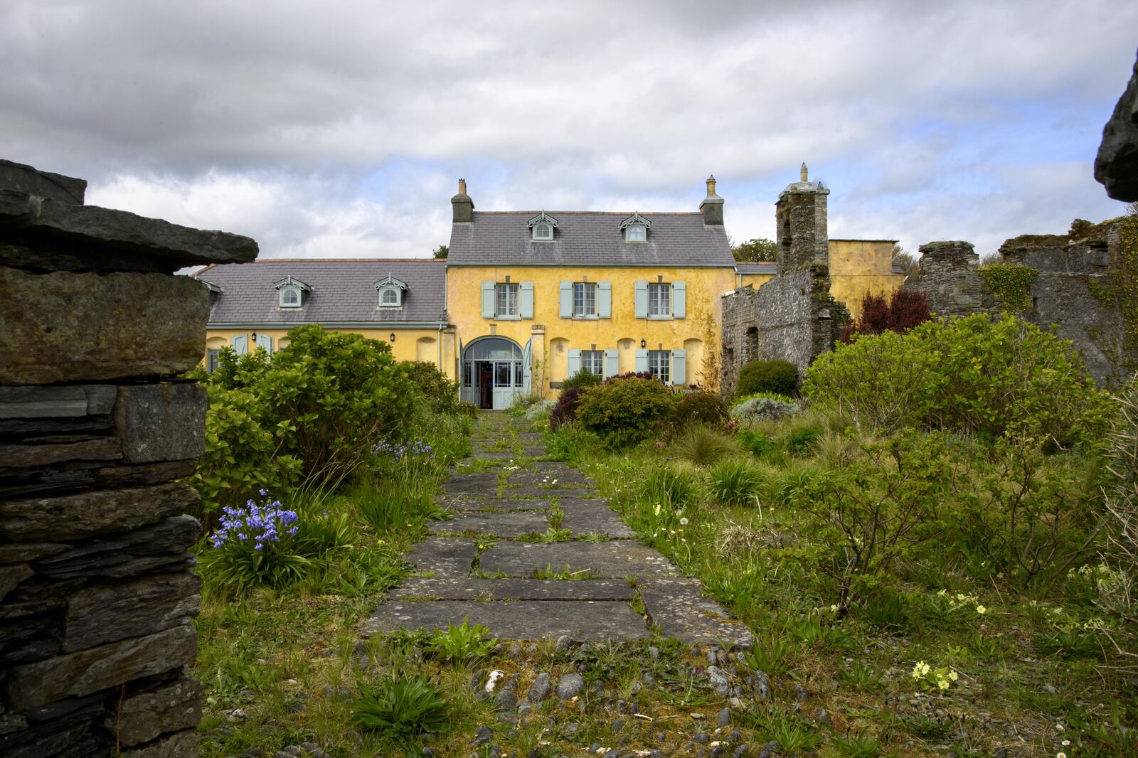 How a gin-selling Wall Street banker bought and restored his ancestral ...