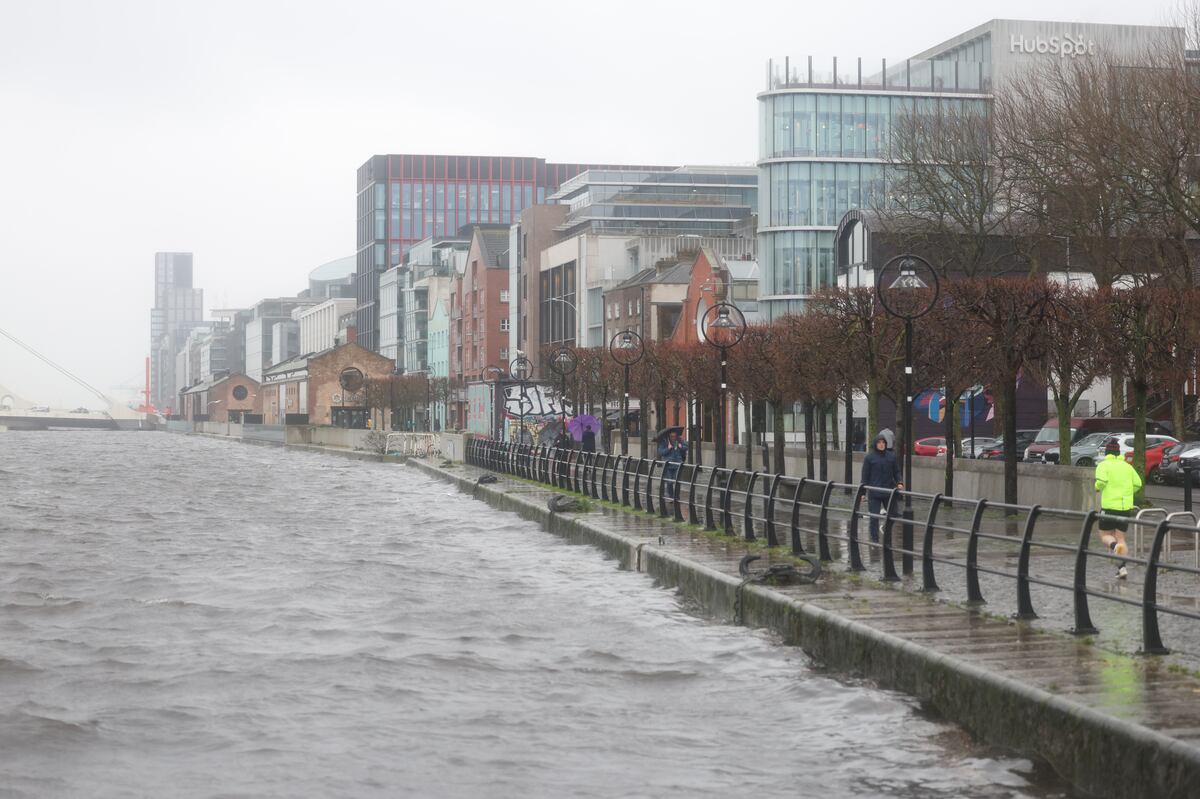 Flooding latest in Dublin and surrounding counties; Met Éireann ...