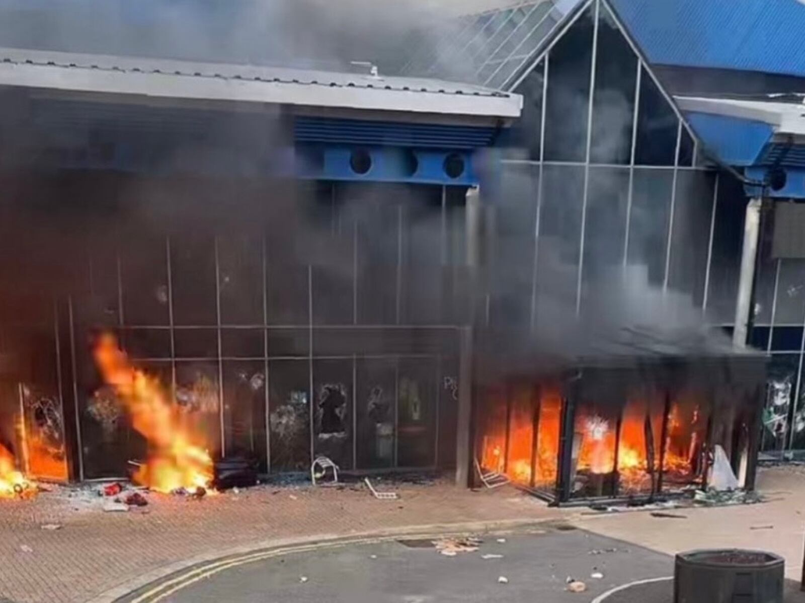 Three teenagers charged with riot in Ballymena while leisure centre set ...