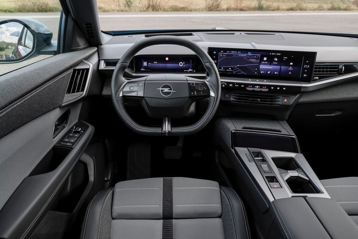 Opel Grandland: Can this surprisingly impressive EV crossover lure ...