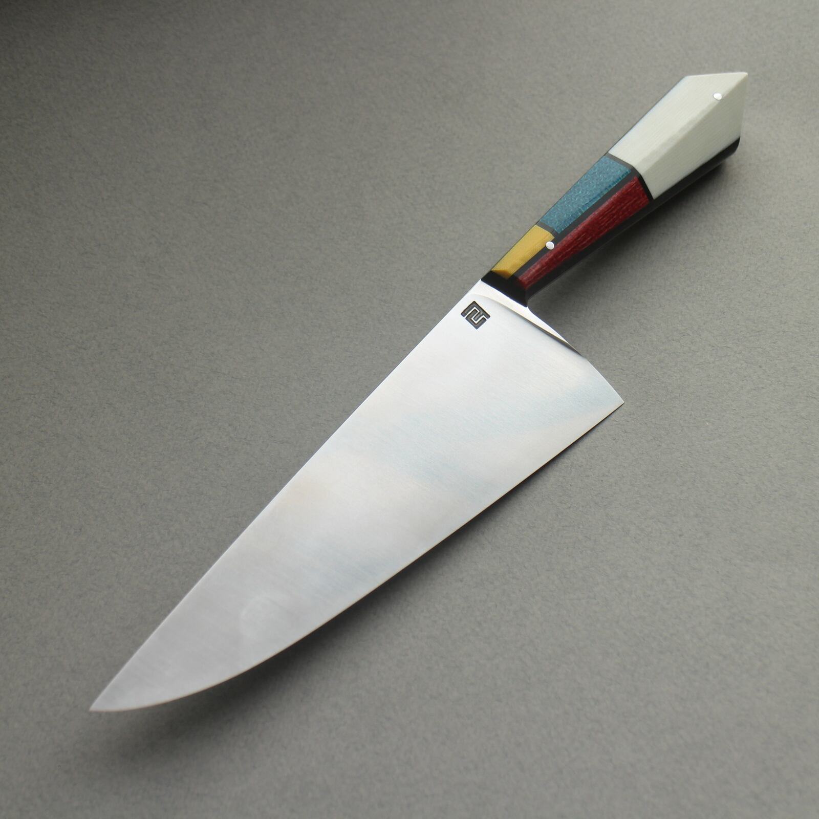 Blade runners: Knife craftsmen grind the sharpest tools to hone their ...