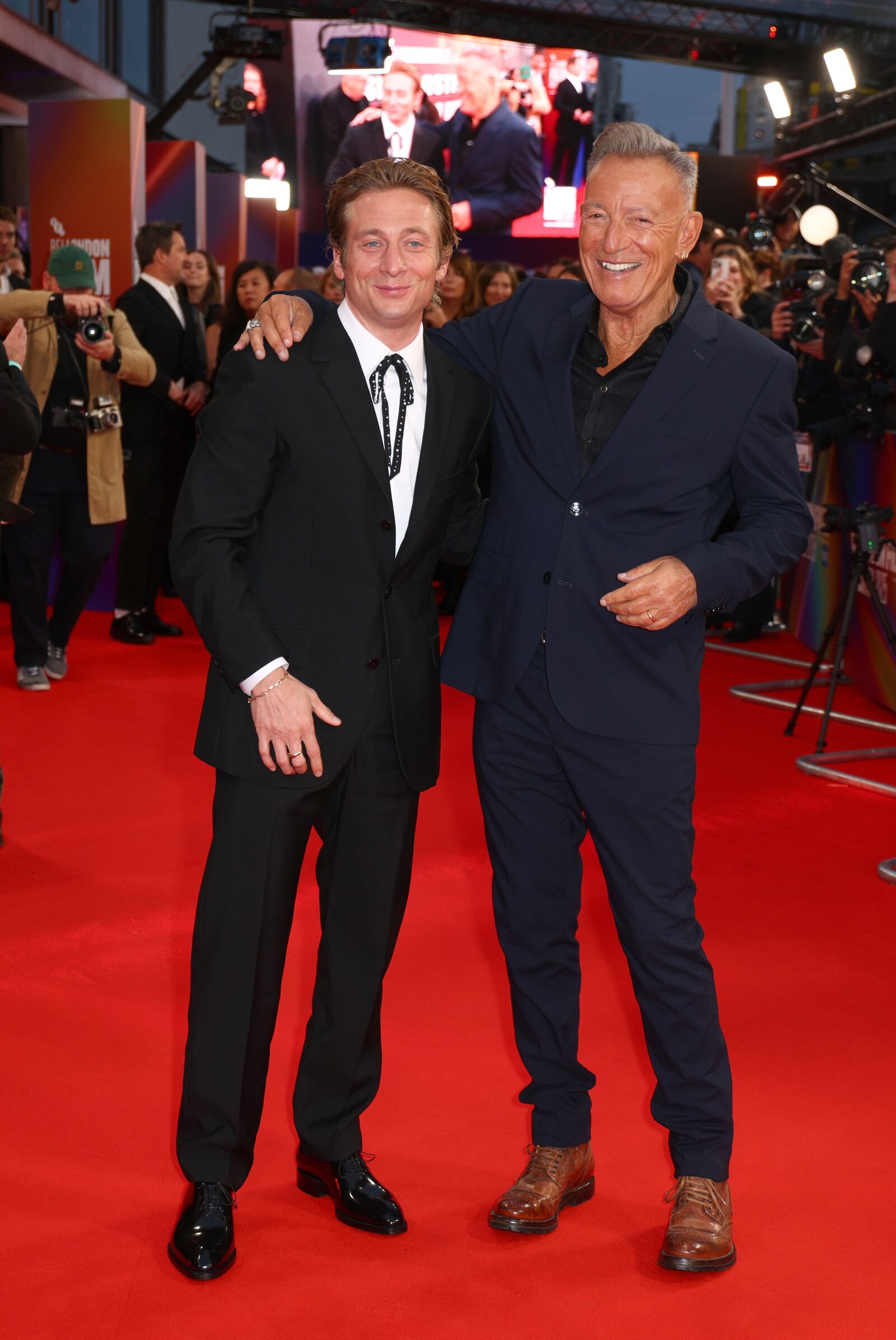 Jeremy Allen White on playing Bruce Springsteen: ‘Learning guitar was ...