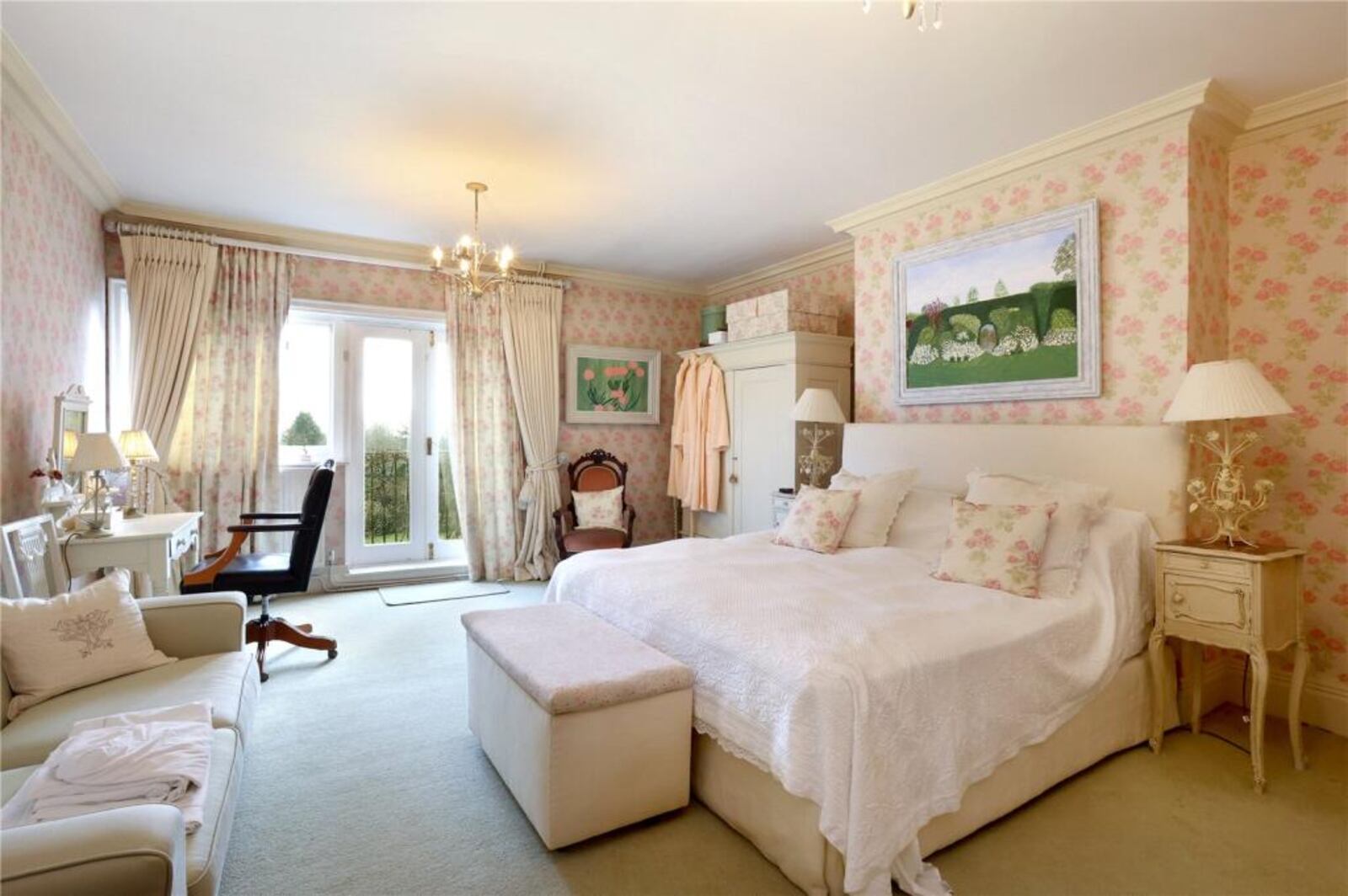 Look inside: Terry Wogan’s £3.75m home with tennis court, swimming pool ...