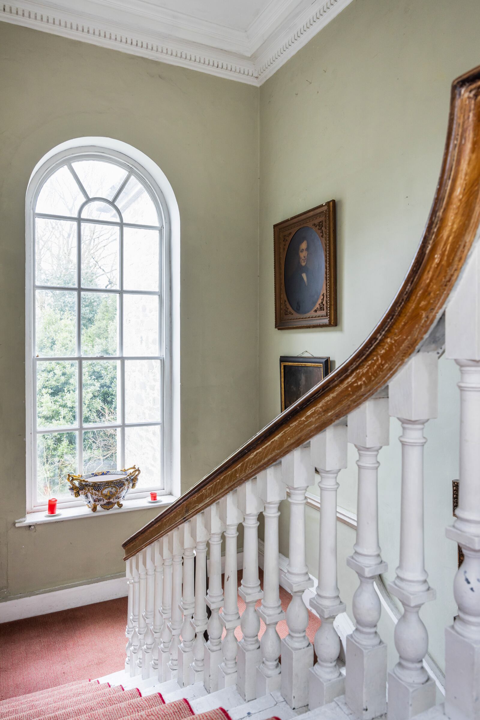 The lowest-priced big home on the island? Storied Georgian pile for € ...