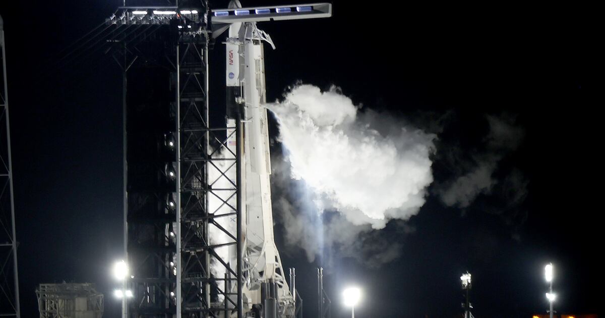 Nasa Spacex Postpone Launch Of Next Space Station Crew At 11th Hour