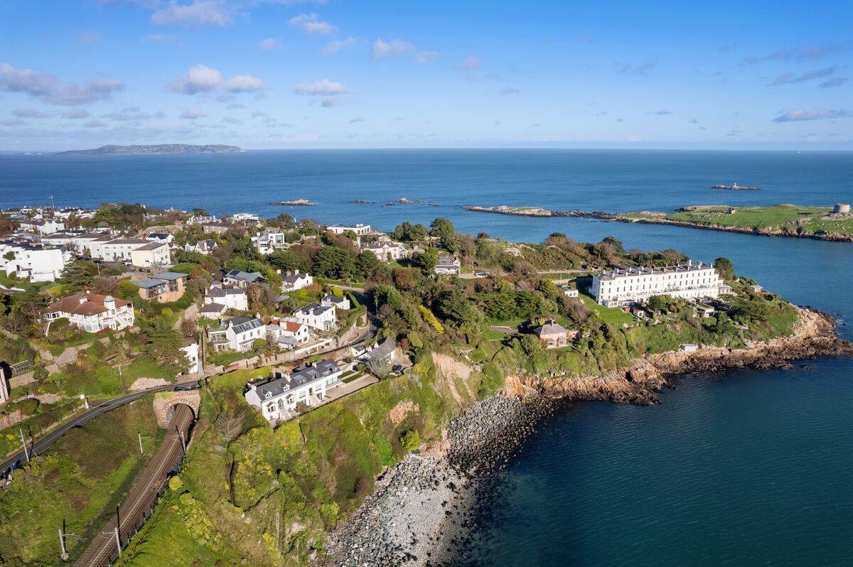 Look inside: Detached home on elevated perch overlooking Killiney Bay ...