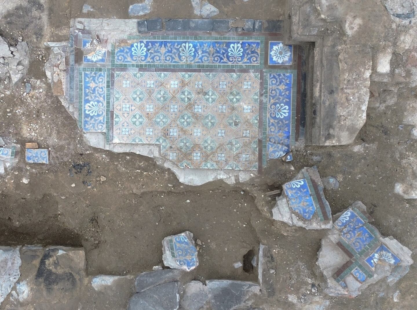 ‘More like a palace than a house’: Locals join dig at ruins of Guinness ...