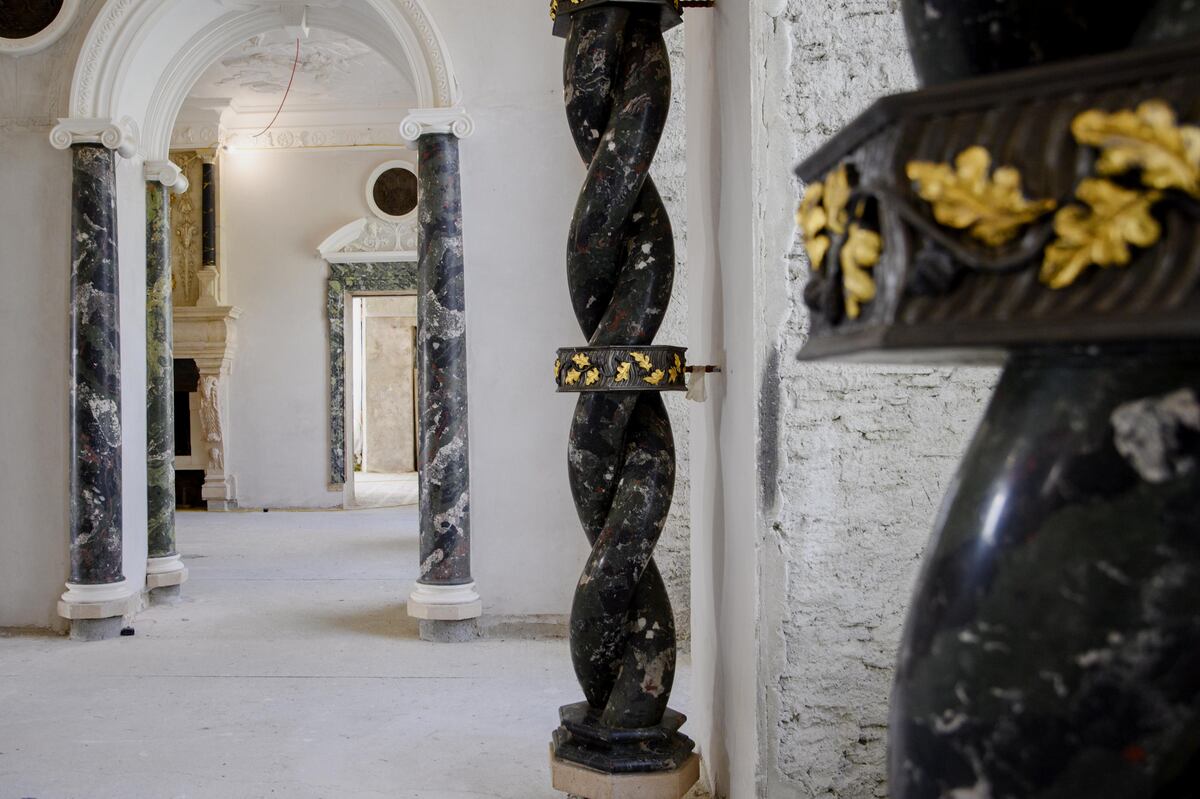 How a gin-selling Wall Street banker bought and restored his ancestral ...