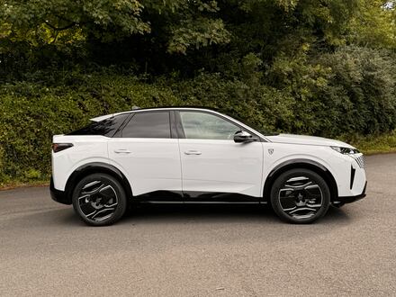 Test drive: the Peugeot E-3008 electric SUV-coupe is a long-range ...