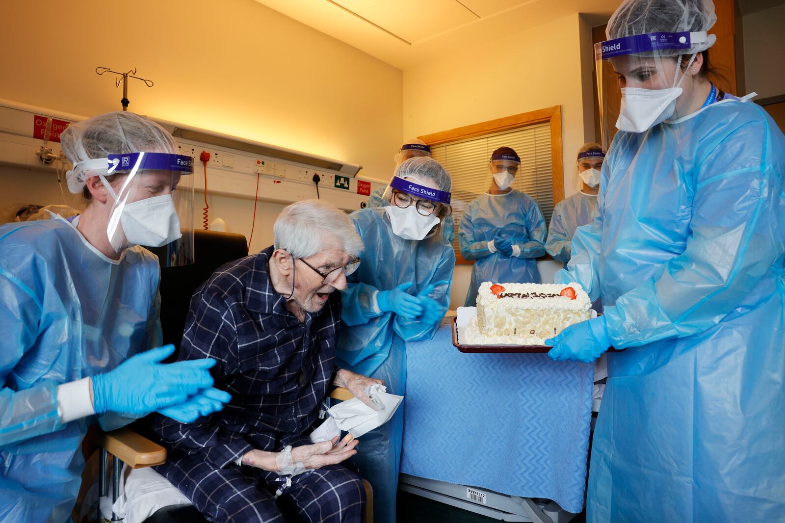 The Covid-19 pandemic in pictures: Echoes of a crisis five years on ...