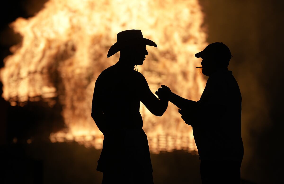 In pictures: Eleventh Night bonfires across Northern Ireland – The ...