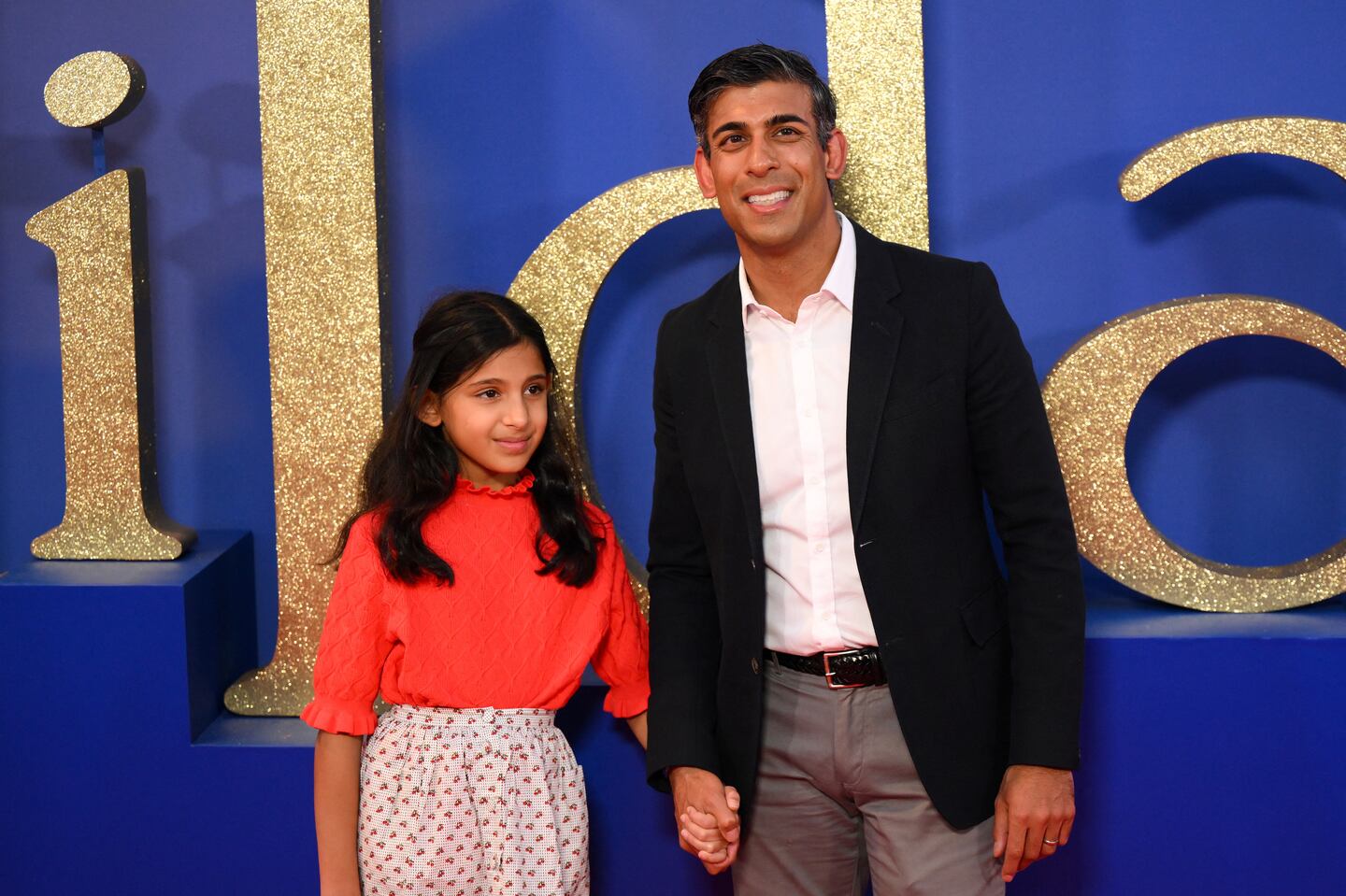 Spotlight on Rishi Sunak’s family as they prepare to enter No 10 – The ...