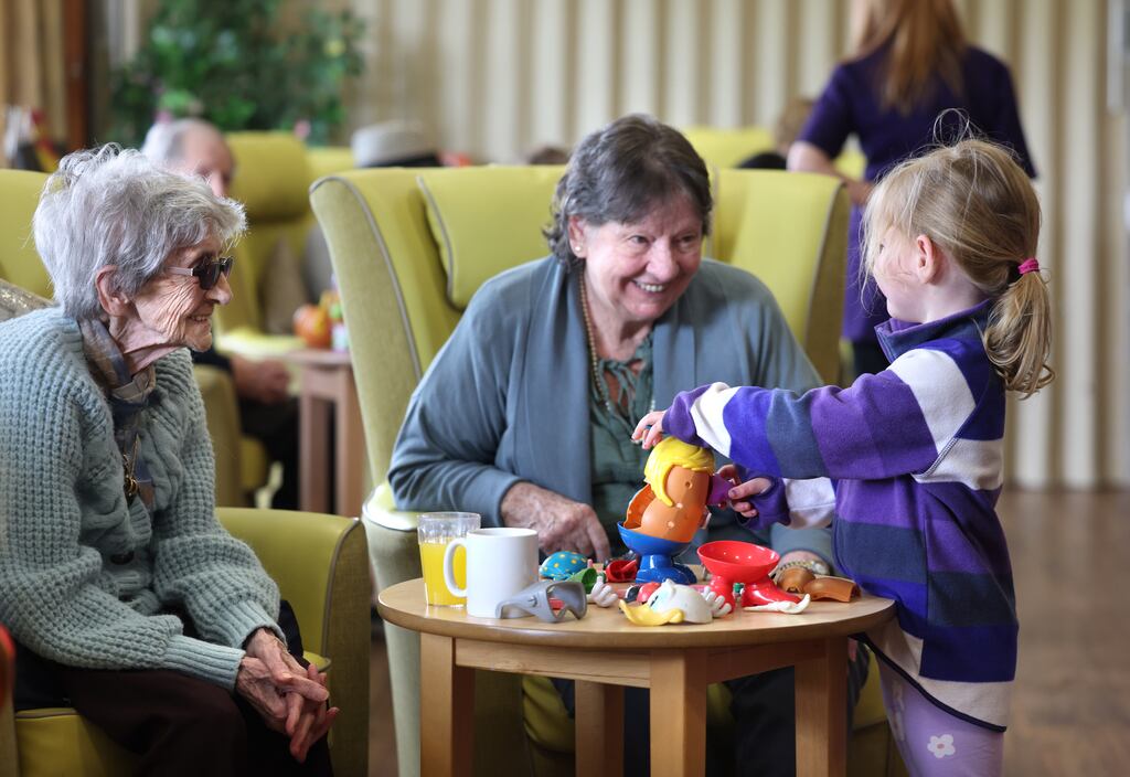 Intergenerational learning: When the wisdom of age meets the wonder of ...