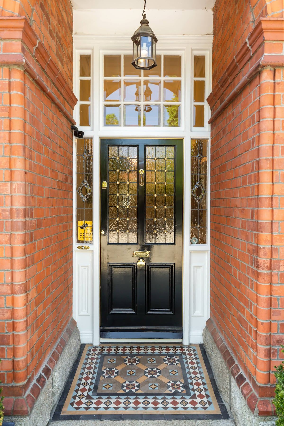 Elegant double-fronted Edwardian with art studio in the garden in ...