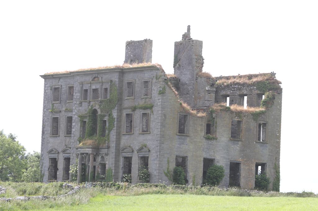 Burning down the big house: Why were so many country houses owned by ...