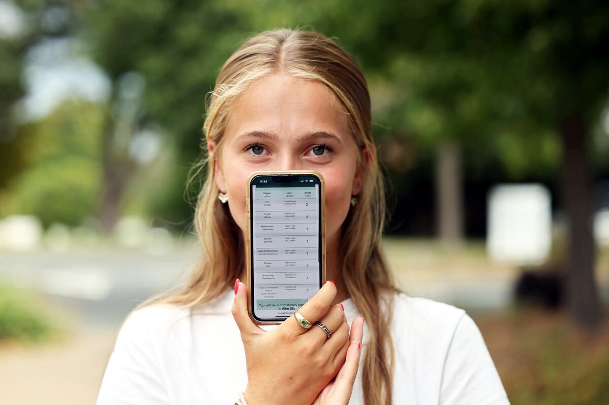 ‘We’re absolutely delighted’: Thousands of Leaving Cert students ...