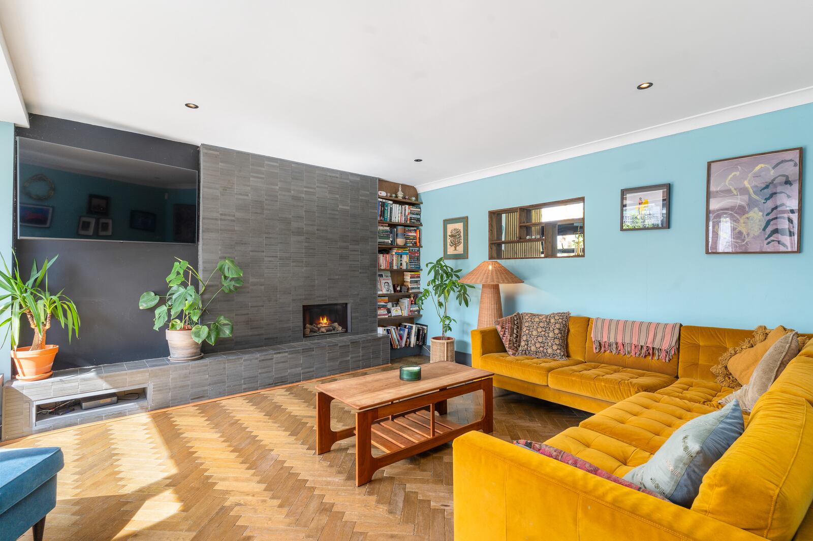 Refreshed Modernist-style terraced home in Dundrum for €900,000 – The ...